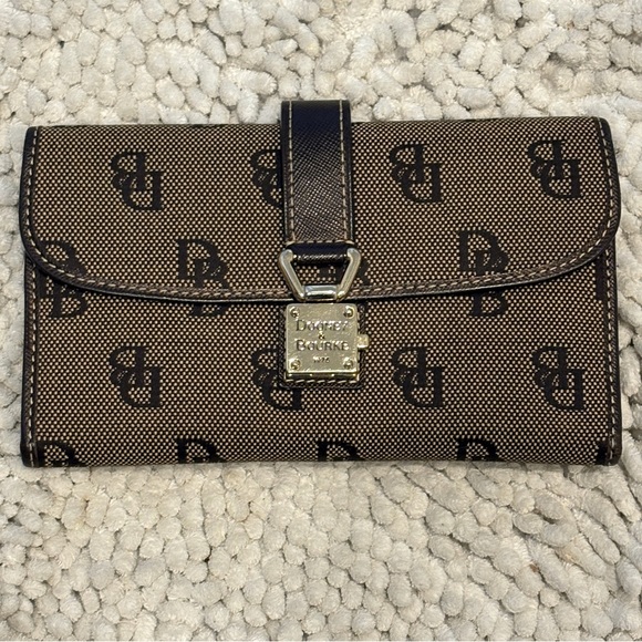 Dooney & Bourke | Bags | Vtg Dooney Bourke Wallet Checkbook Signature ...